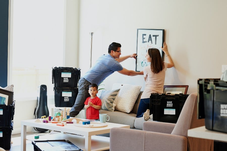 Flee the city is trending, but is it the right move? | Ratehub.ca